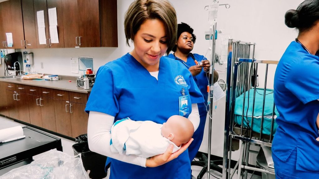 What’s in a Medical Assistant Externship?